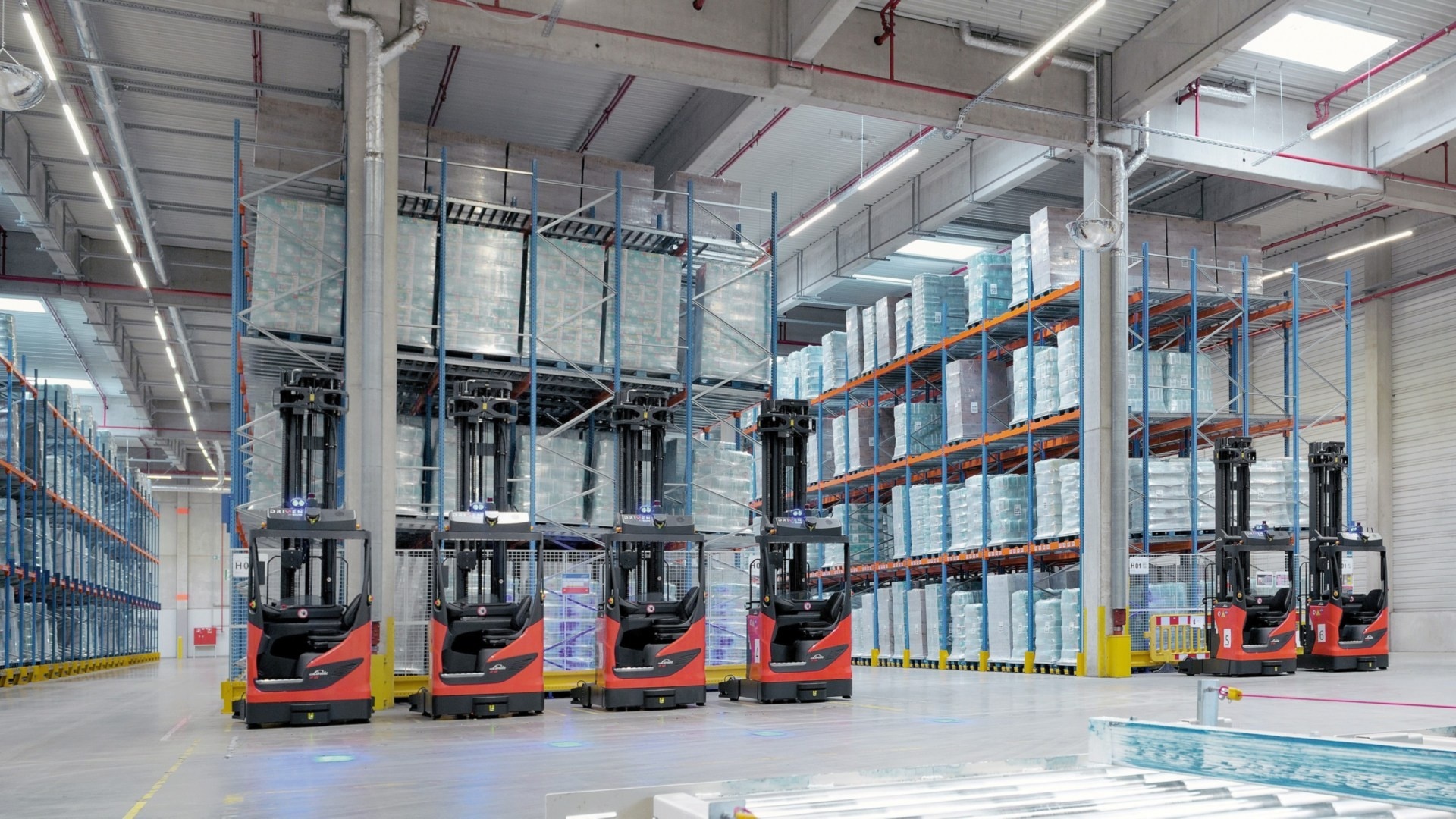 The R-MATIC automated reach truck