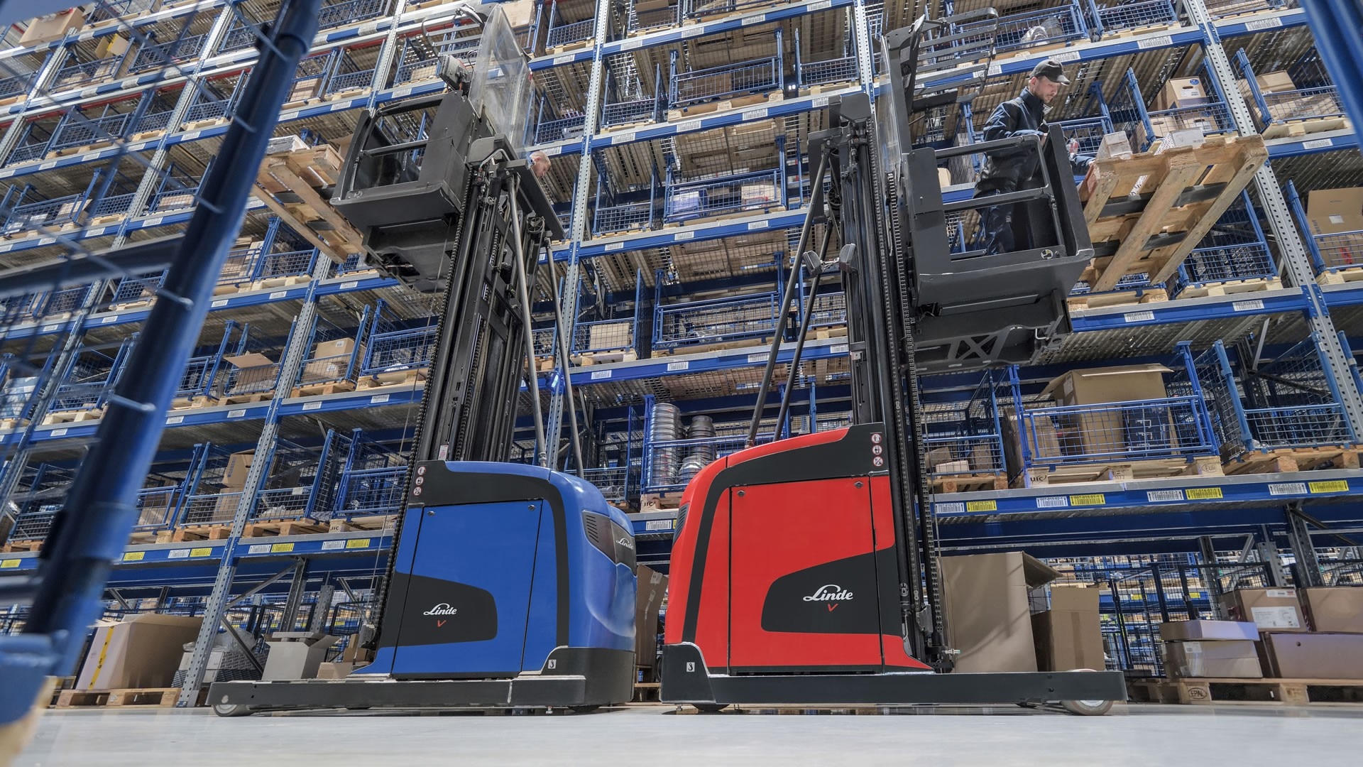 V modular order picker