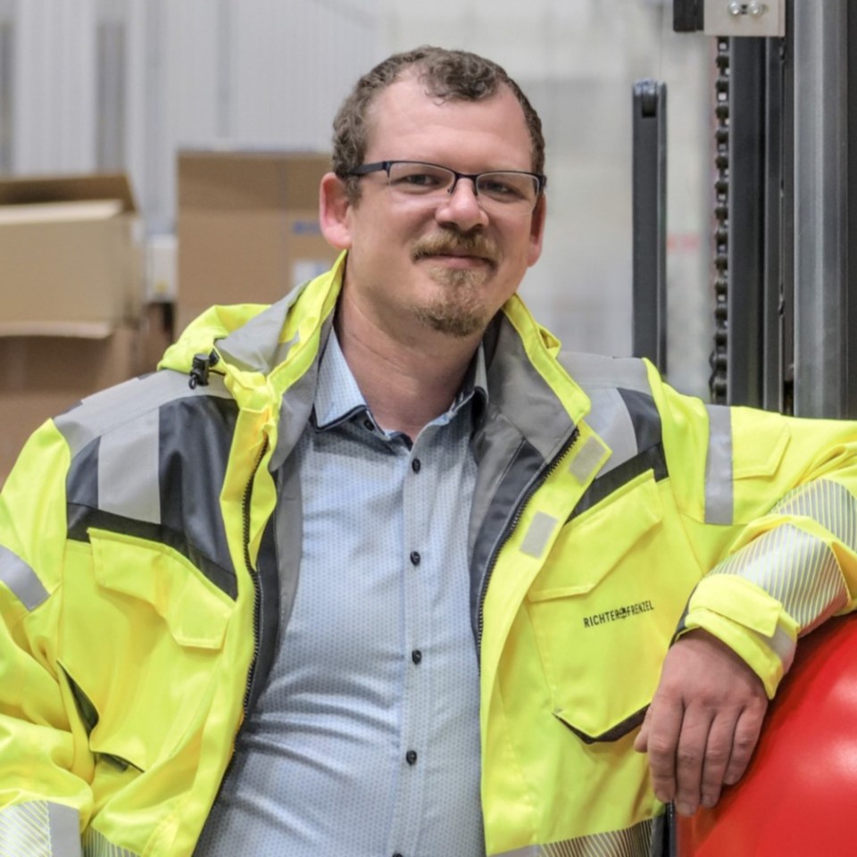 Richter+Frenzel | V modular order picker from Linde Material Handling