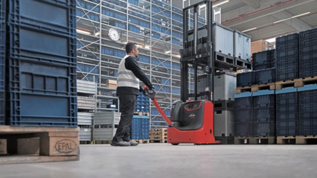 Versatile pallet stackers for warehouse and production
