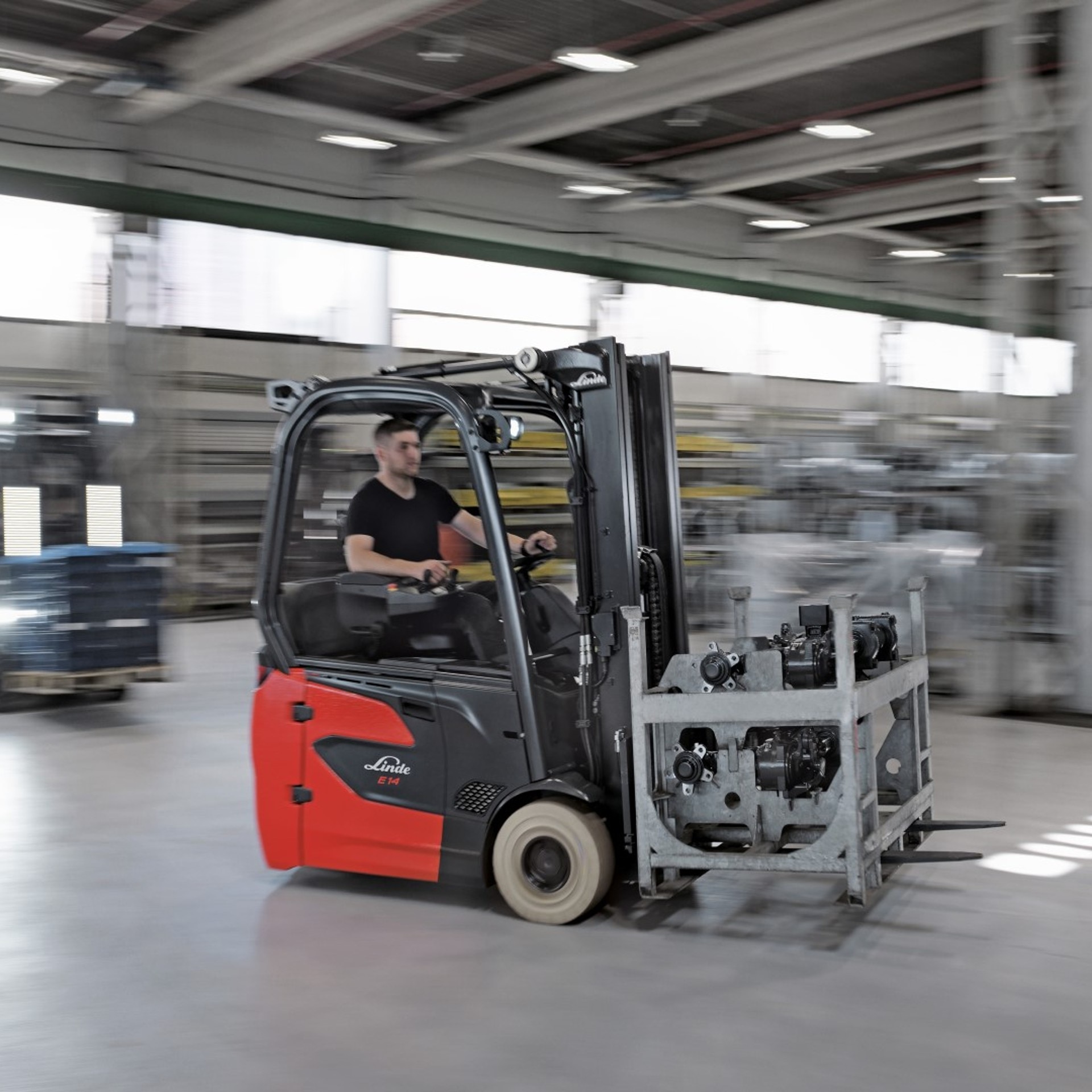 E14 – E20 and Xi10 – Xi20 Electric Counterbalanced Forklift Trucks
